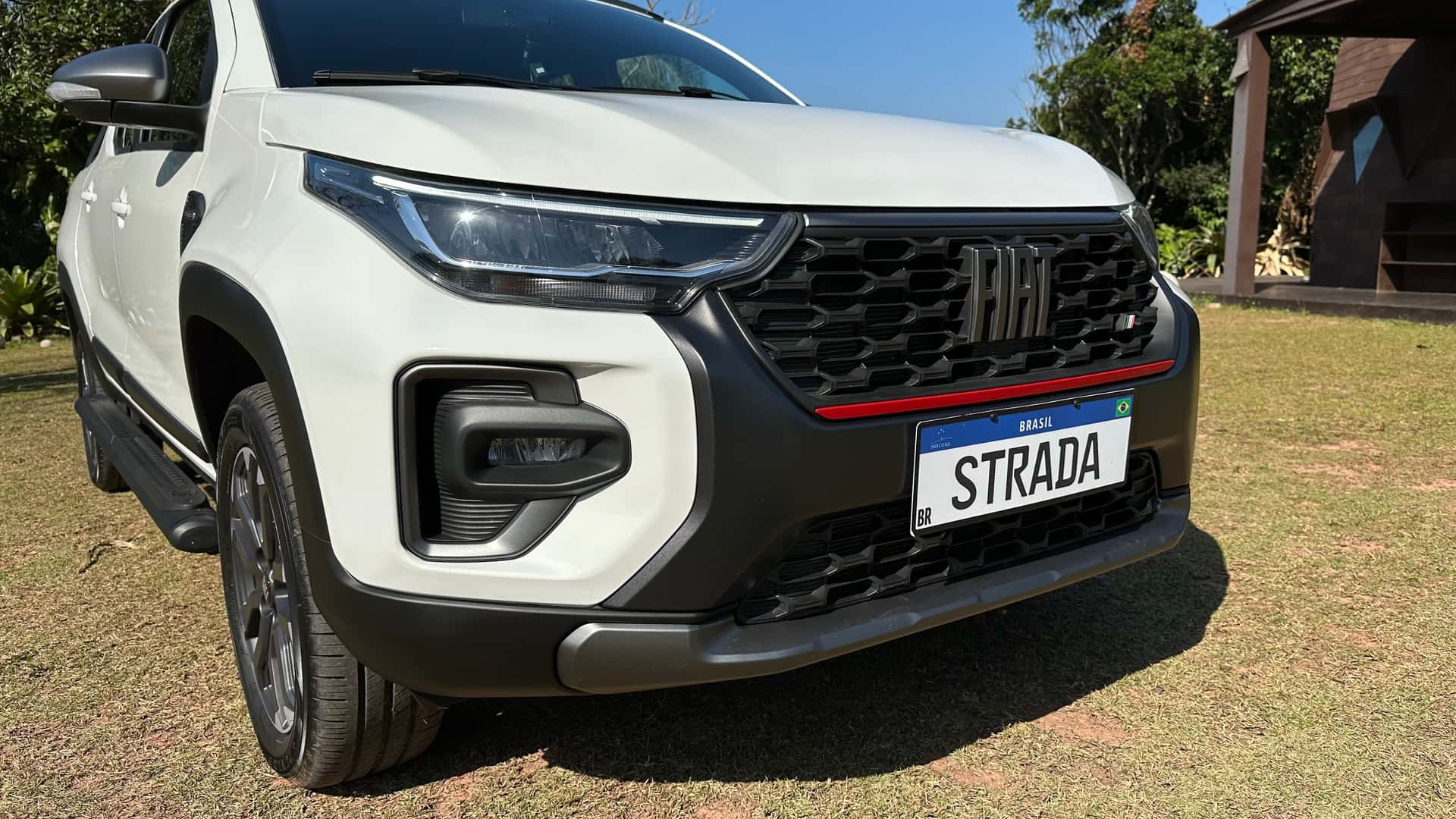 Fiat Strada Ultra 1.0 Turbo 2025 - Guia Carros